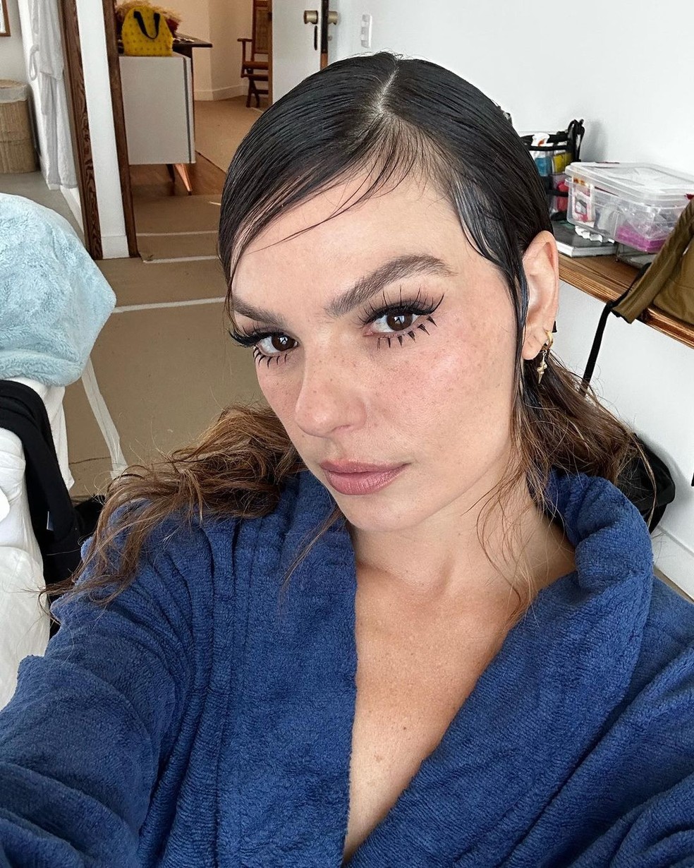 Isis Valverde Esbanja Beleza Em Dia De Fotos No Rio De Janeiro