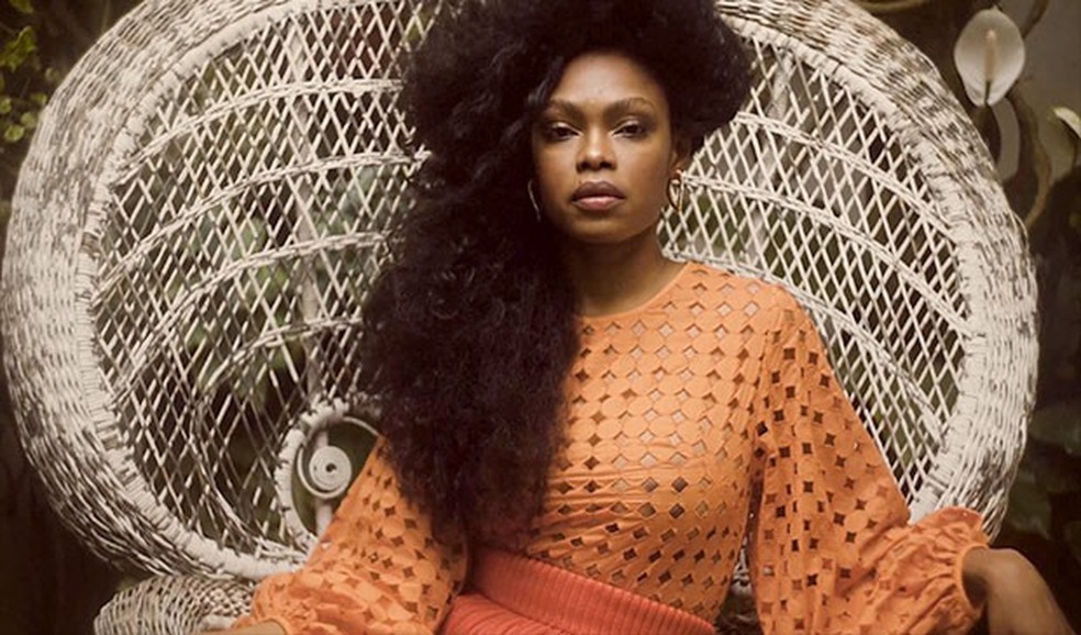 Xênia França: corpo em movimento