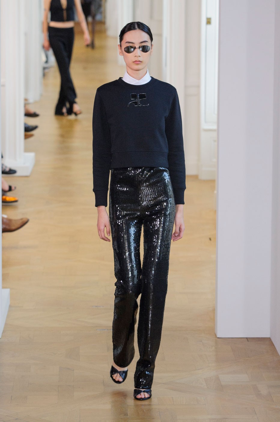 Courrèges leva o DNA da marca ao novo milênio