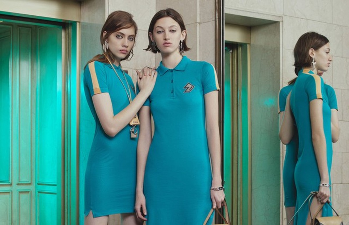 Versus Versace traz coleção 'pé no chão' para pre-fall