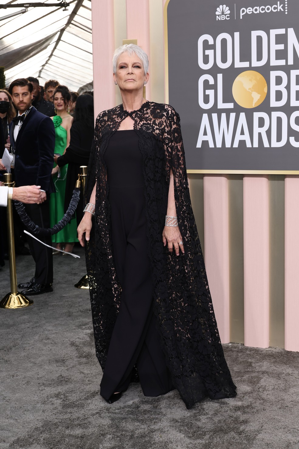 Globo de Ouro 2023: Jamie Lee Curtis, Jennifer Coolidge e outras ...