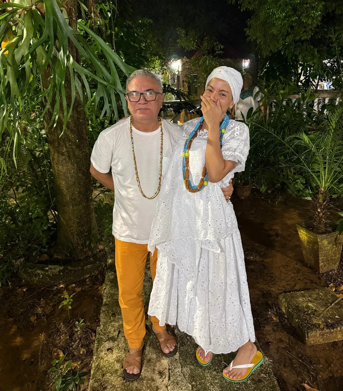 Pai de Santo de Anitta reflete sobre perda de seguidores da artista e ...