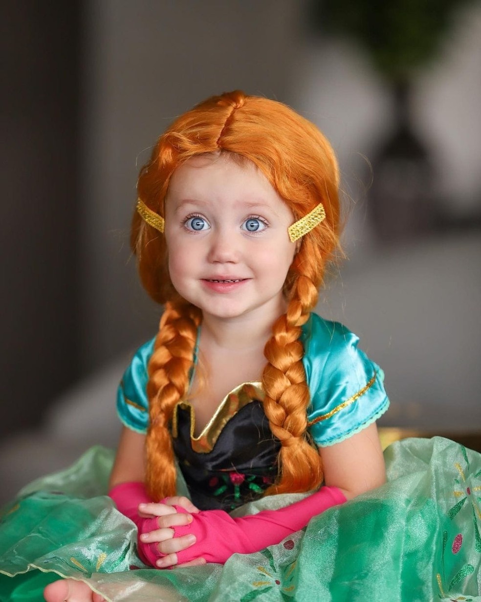 Roberto Justus encanta a web com cliques da filha, Vicky