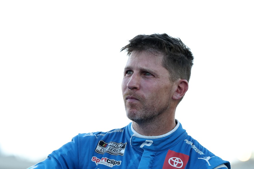 Pai do piloto da Nascar Denny Hamlin morre e mãe fica gravemente ferida ...