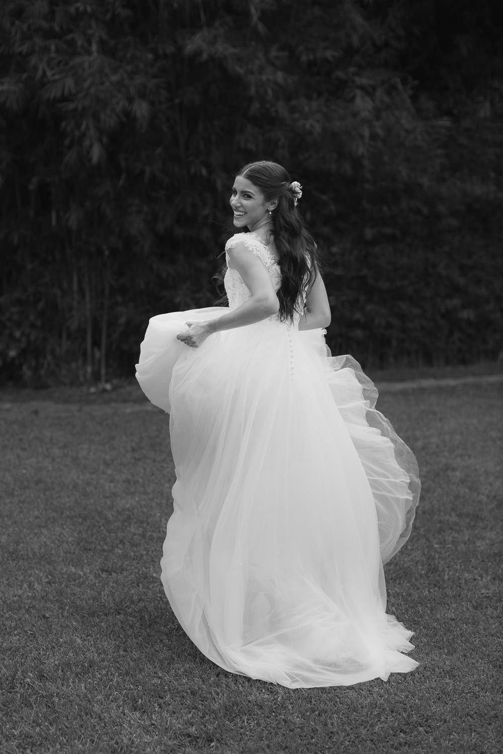 Isabela Souza e Rafael Florenzano se casam em sítio luxuoso no Rio de ...