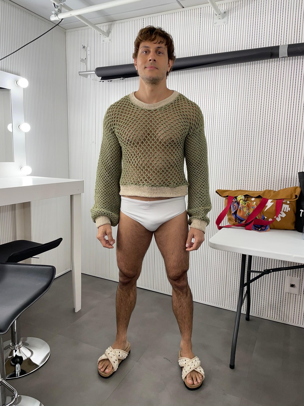 Thiago Mansur celebra a volta às passarelas e fala sobre affair que viveu com Britney Spears há ...