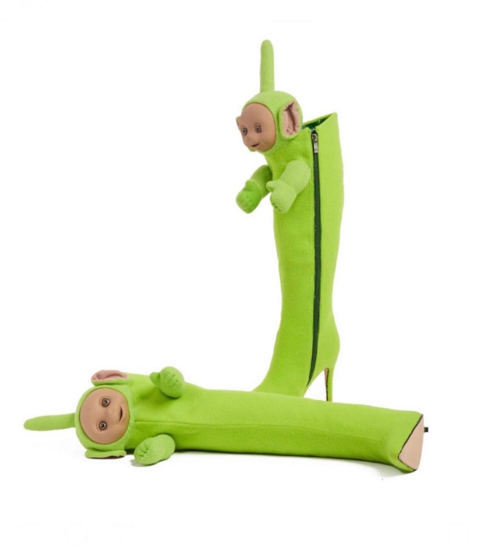Marca britânica surpreende ao lançar botas de Teletubbies