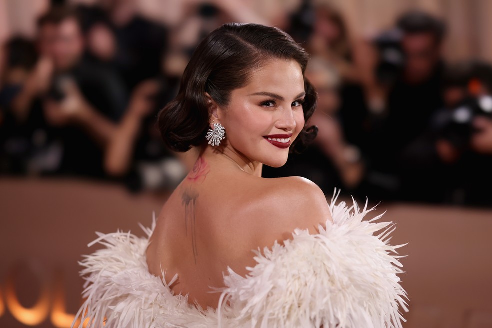 Globo de Ouro 2026: As famosas que exibiram suas tatuagens no tapete ...