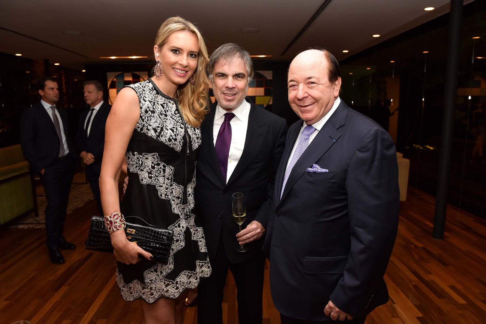 Louis Vuitton celebra vinda de Behati Prinsloo ao Brasil