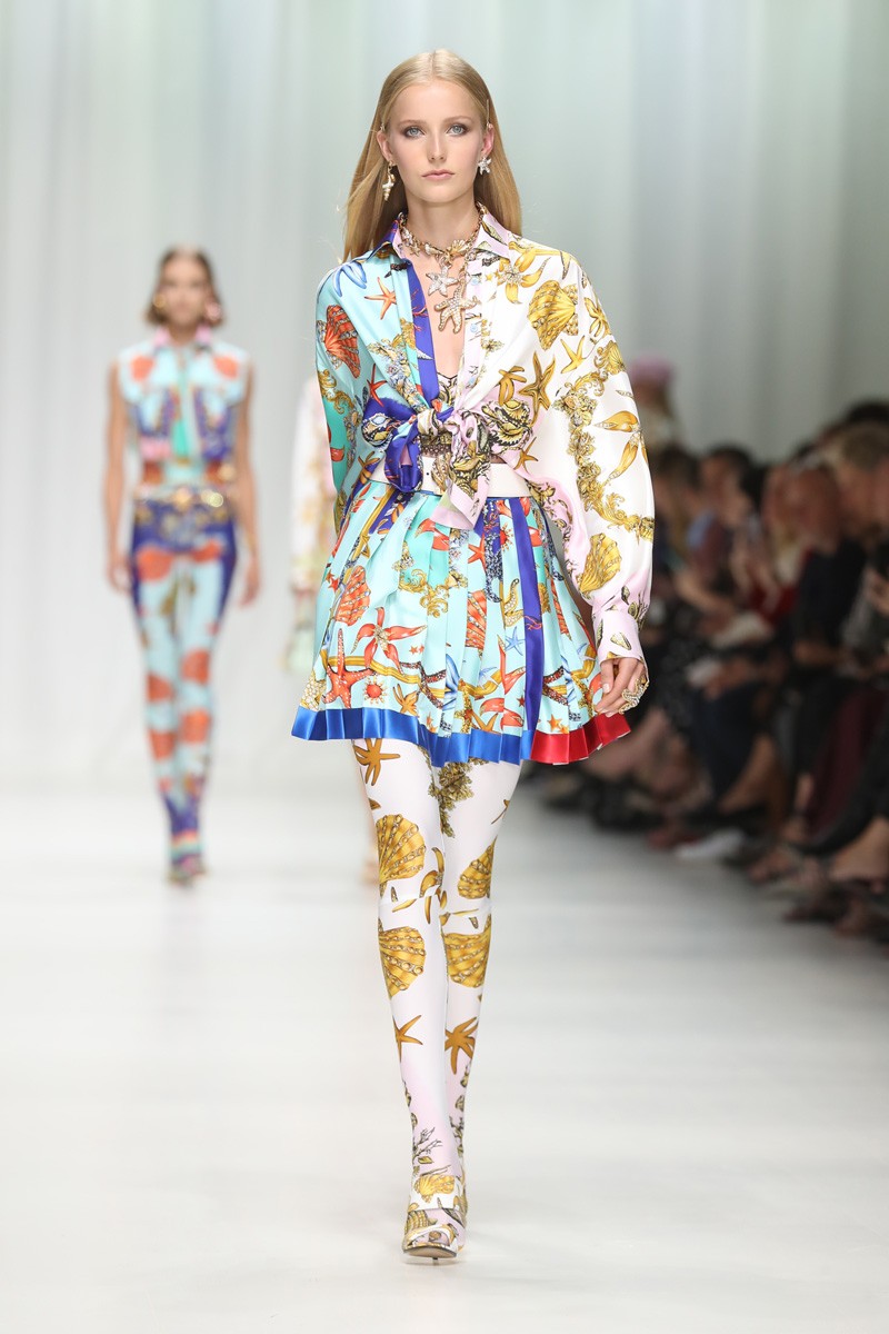 Tribute Collection: edição Limitada de camisetas Versace chega ao Brasil