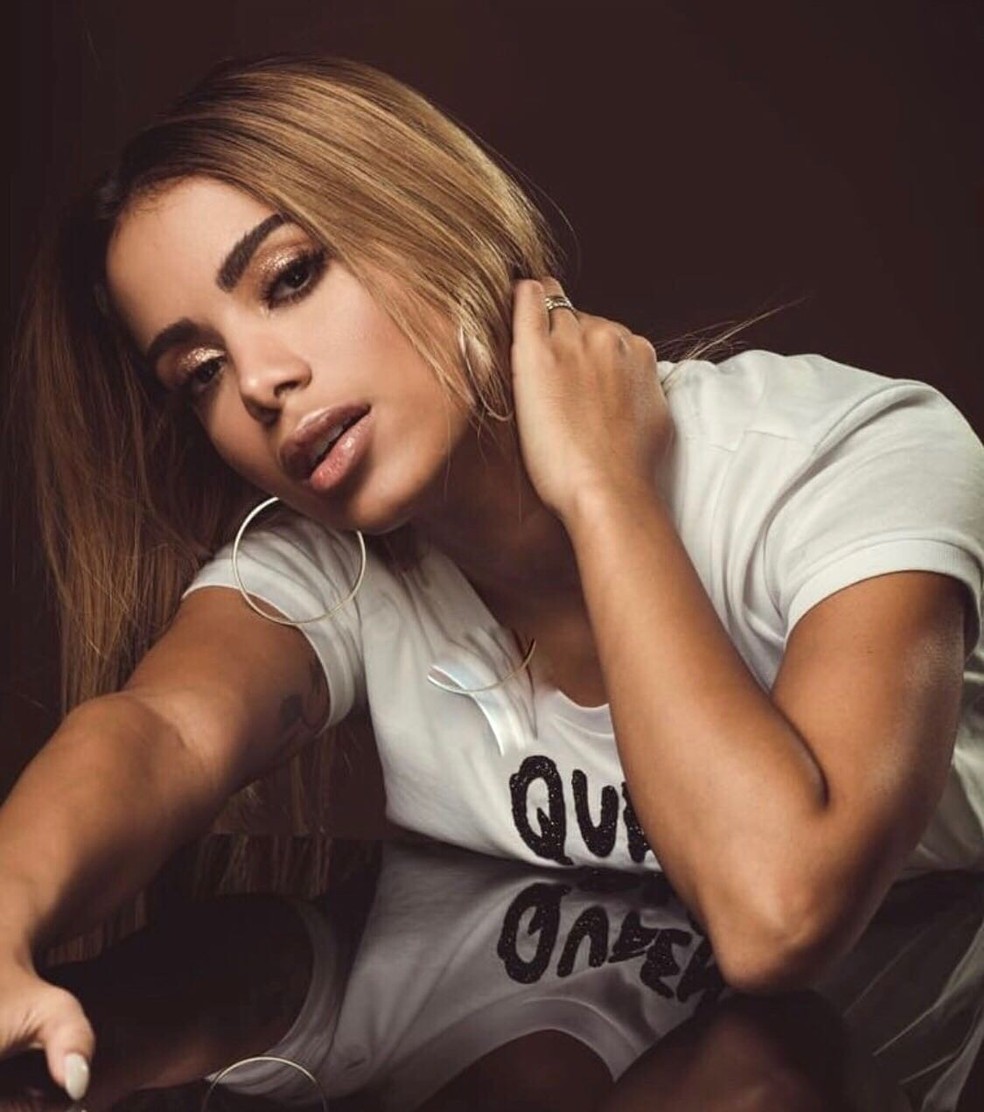 Anitta em Miami: tudo sobre a beleza da cantora