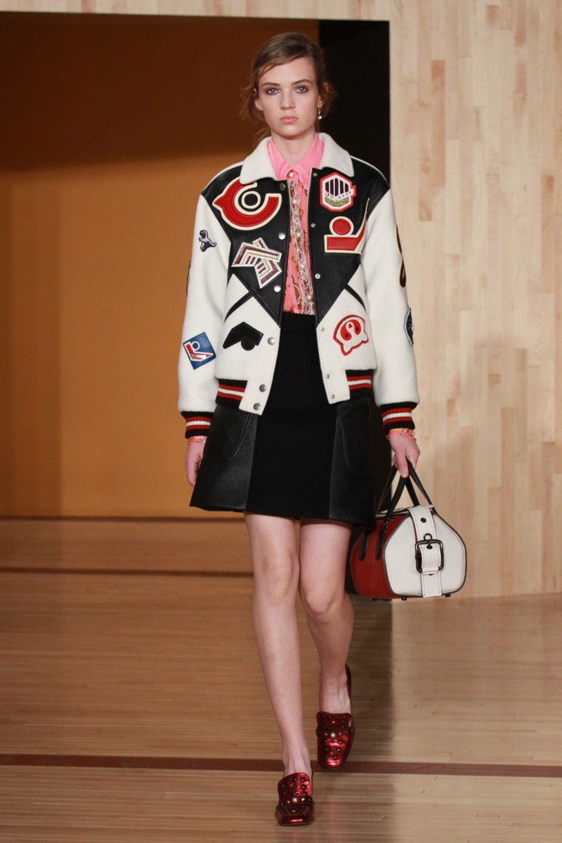 Coach: inverno 2017 já nasce com cara de hit de street style