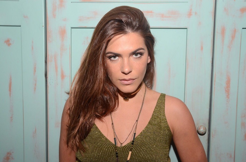 Mariana Goldfarb rouba os flashes em evento de moda em São Paulo