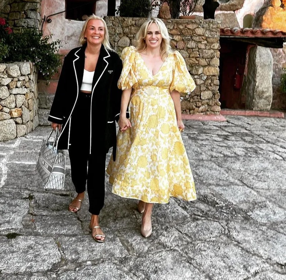 Rebel Wilson e Ramona Agruma estão noivas, diz site