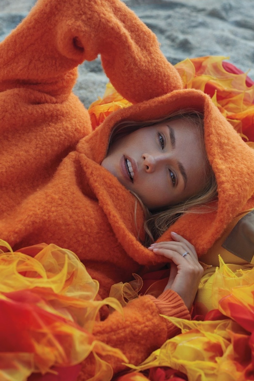 Natasha Poly estrela ensaio inusitado by Sebastian Faena em Miami