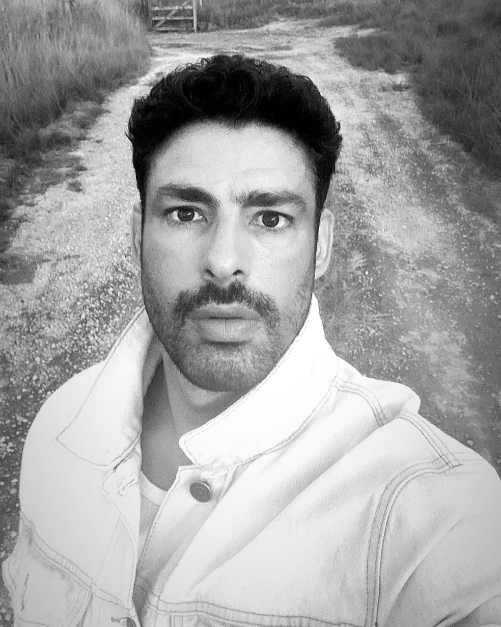 Cauã Reymond mostra bastidores de 'Terra e Paixão'