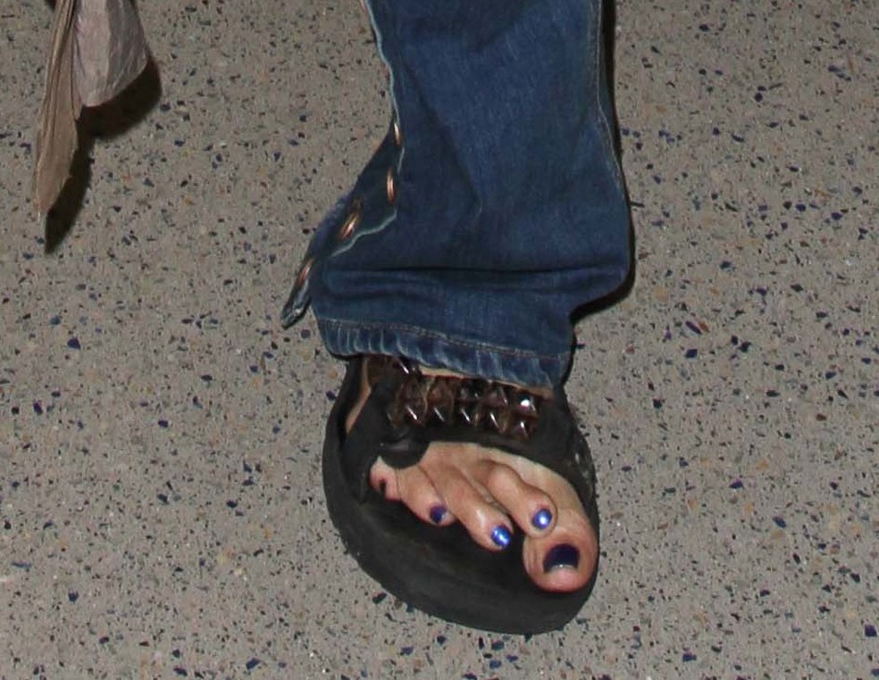 Steven Tyler revela gosto por pedicure e manicure peculiares