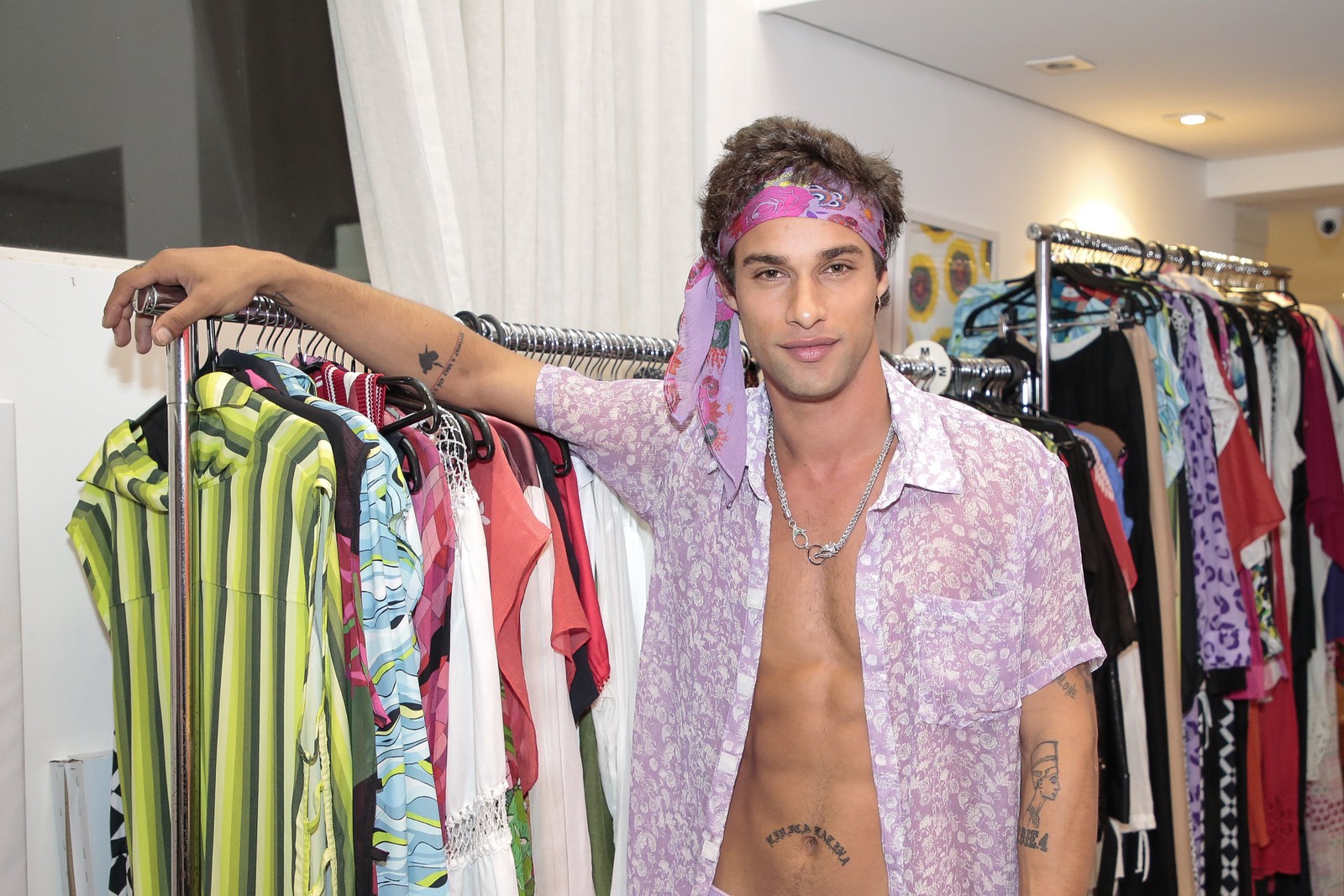 Amir Slama e Love Together Brasil armam desfile beneficente