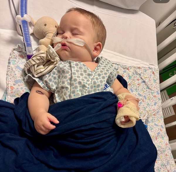 Virginia Fonseca celebra alta de José do hospital