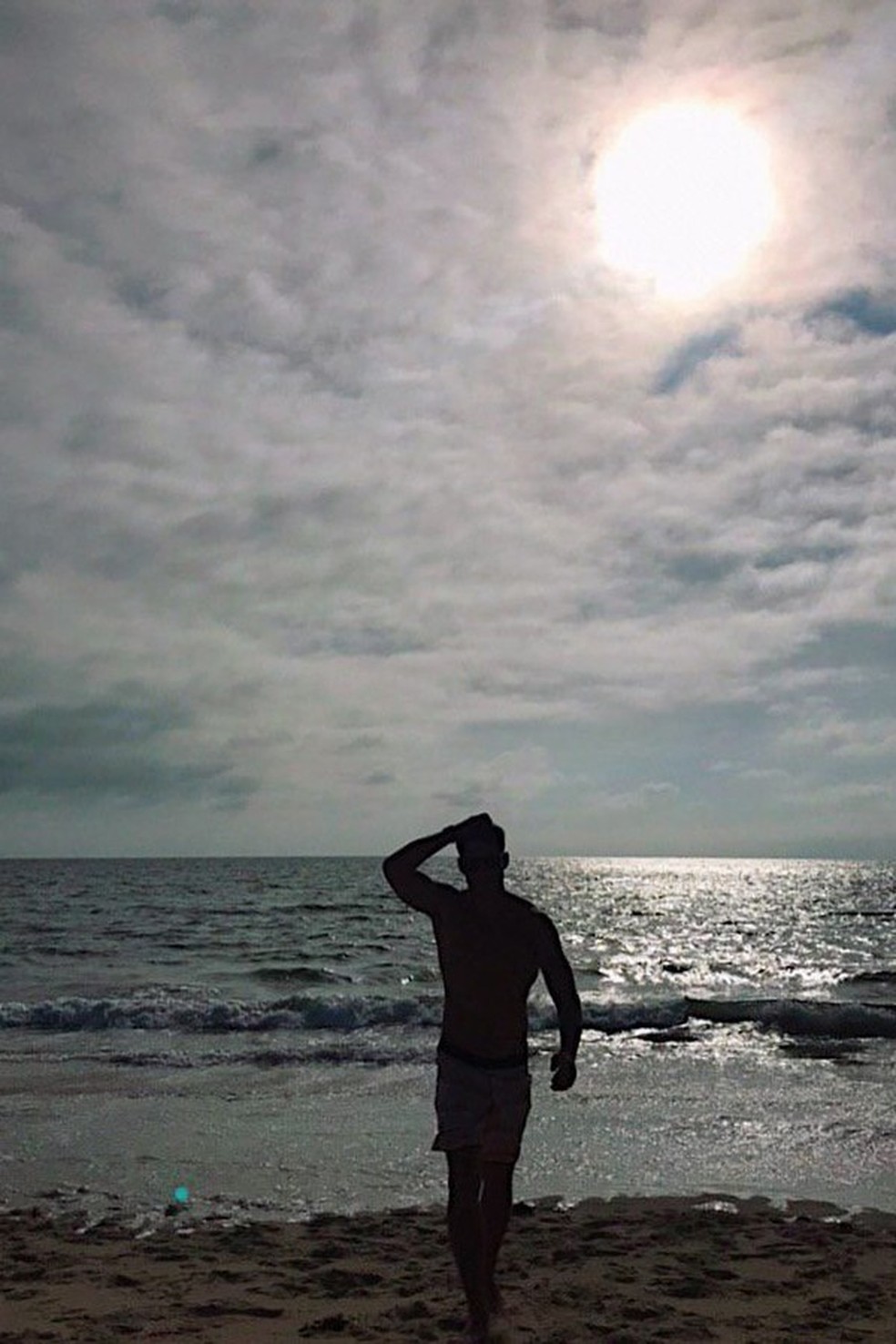 Cauã Reymond e Mariana Goldfarb desembarcam em Los Angeles