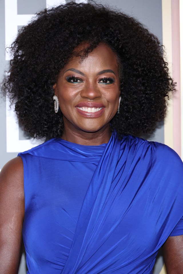 Viola Davis se emociona com história de brasileiro que se formou aos 78 ...