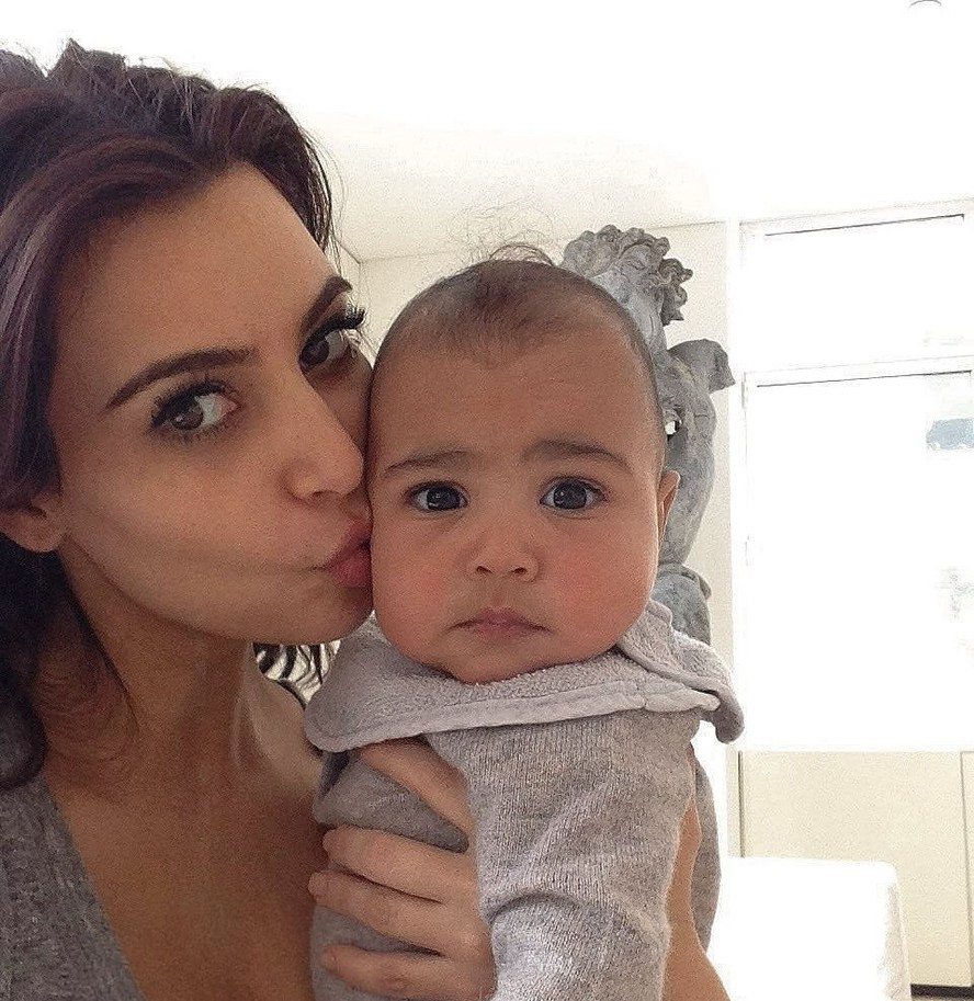 Kim Kardashian resgata cliques antigos para celebrar os 12 anos de vida ...