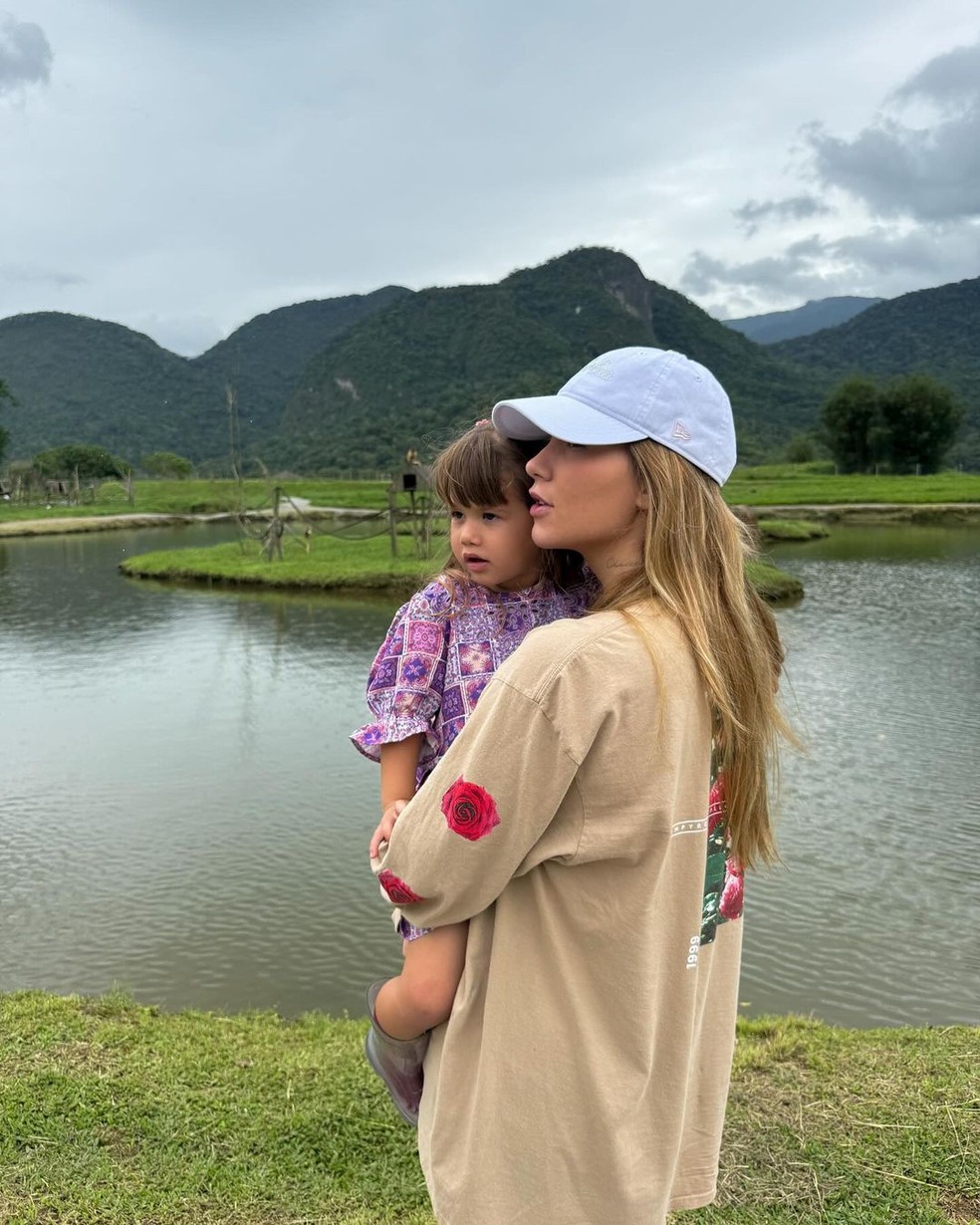Virginia Fonseca inicia semana curtindo safari com as filhas em Mangaratiba