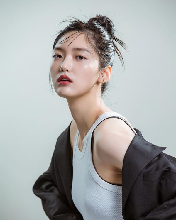 Estrela sul-coreana da série Zombie Detective morre aos 26 anos