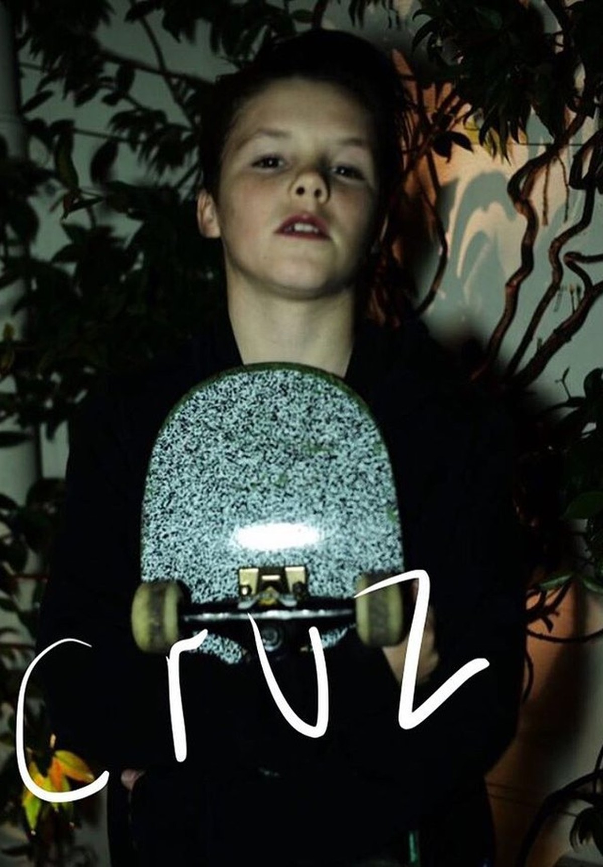 Cruz Beckham estreia conta no Instagram