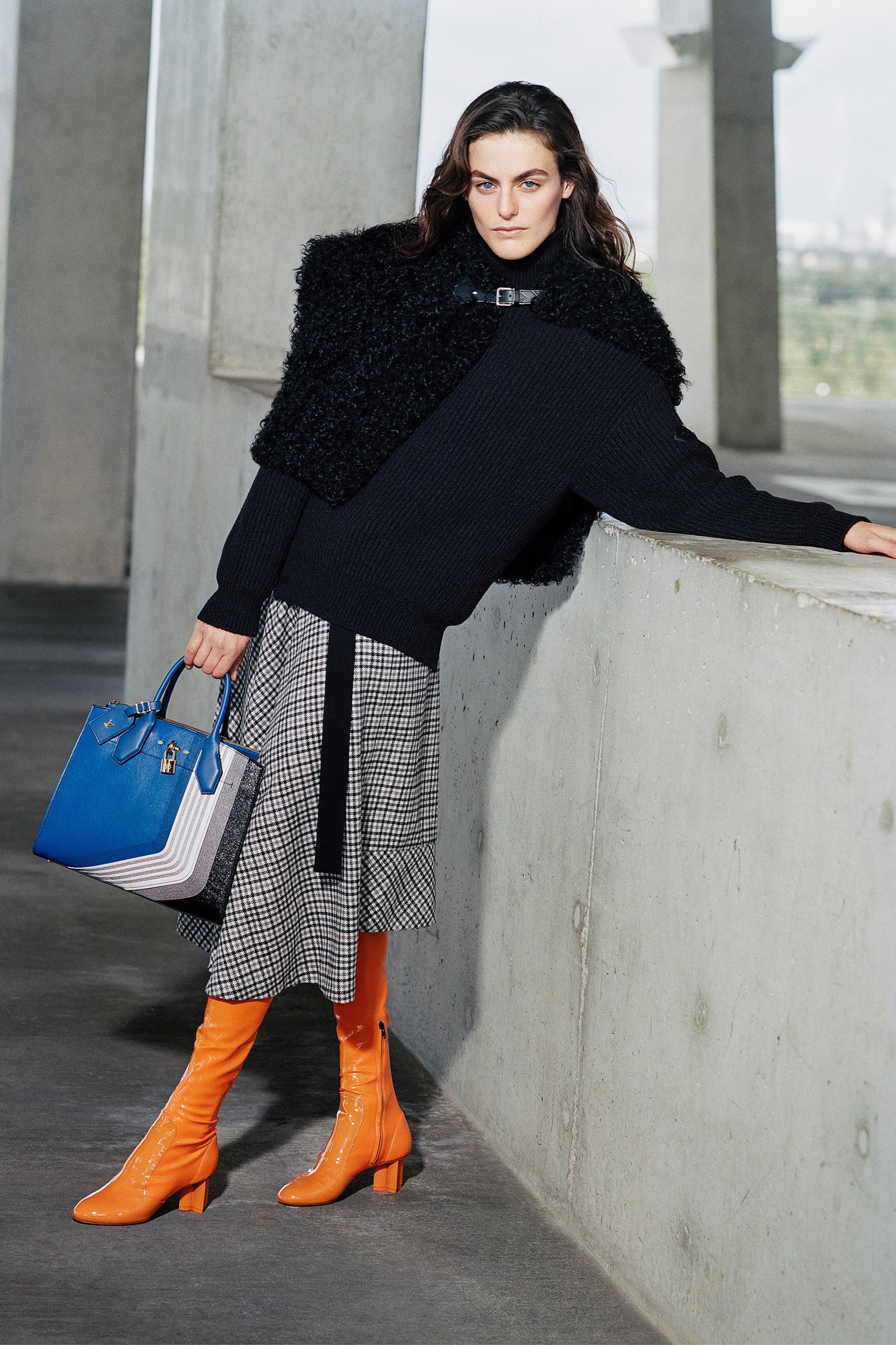 Pre-fall 2017 da Louis Vuitton tem peças-desejo da cabeça aos pés