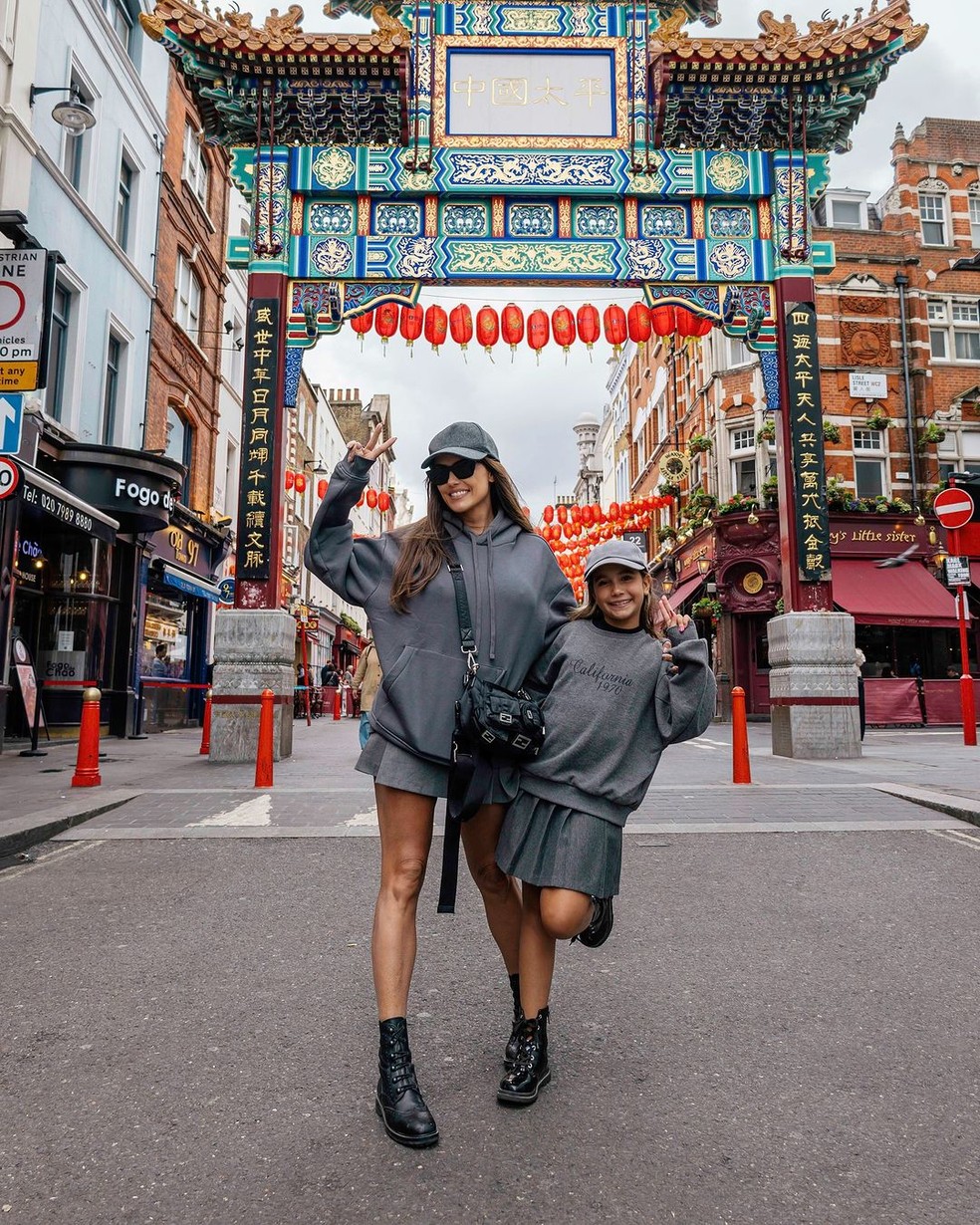 Deborah Secco faz homenagem para Maria Flor em aniversário de 9 anos