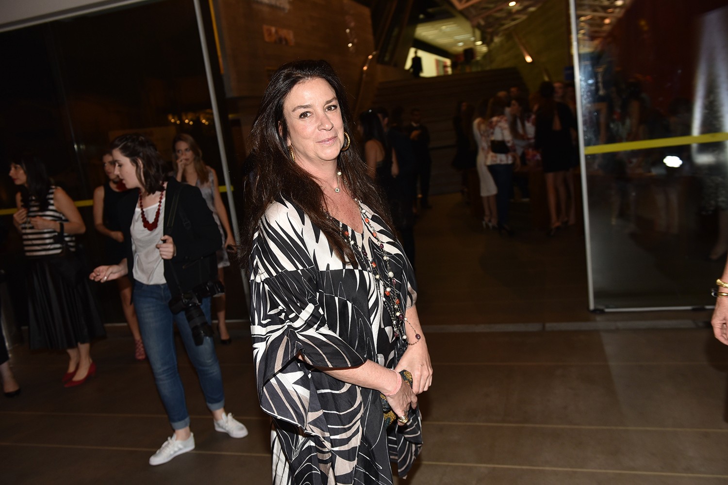 Viva La Vida: Arezzo arma festa para lançar coleção inspirada em Frida ...