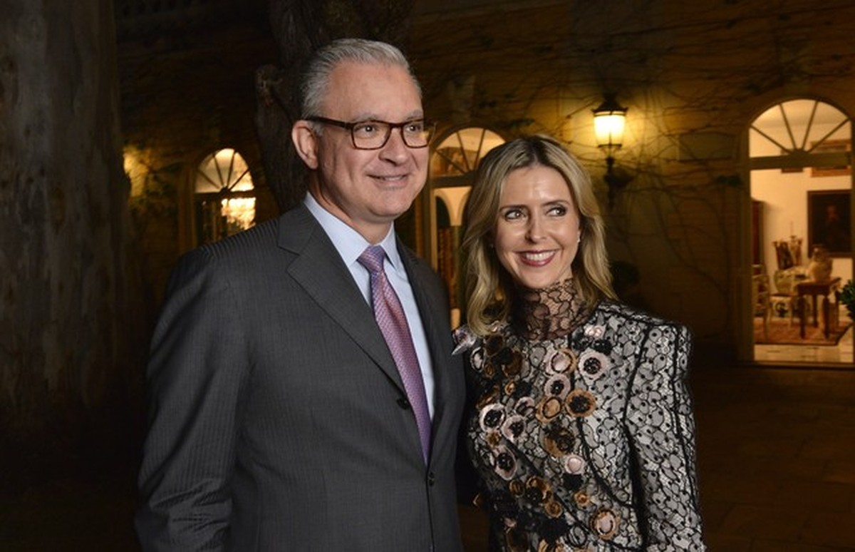 Tiffany promove palestra sobre a história do diamante