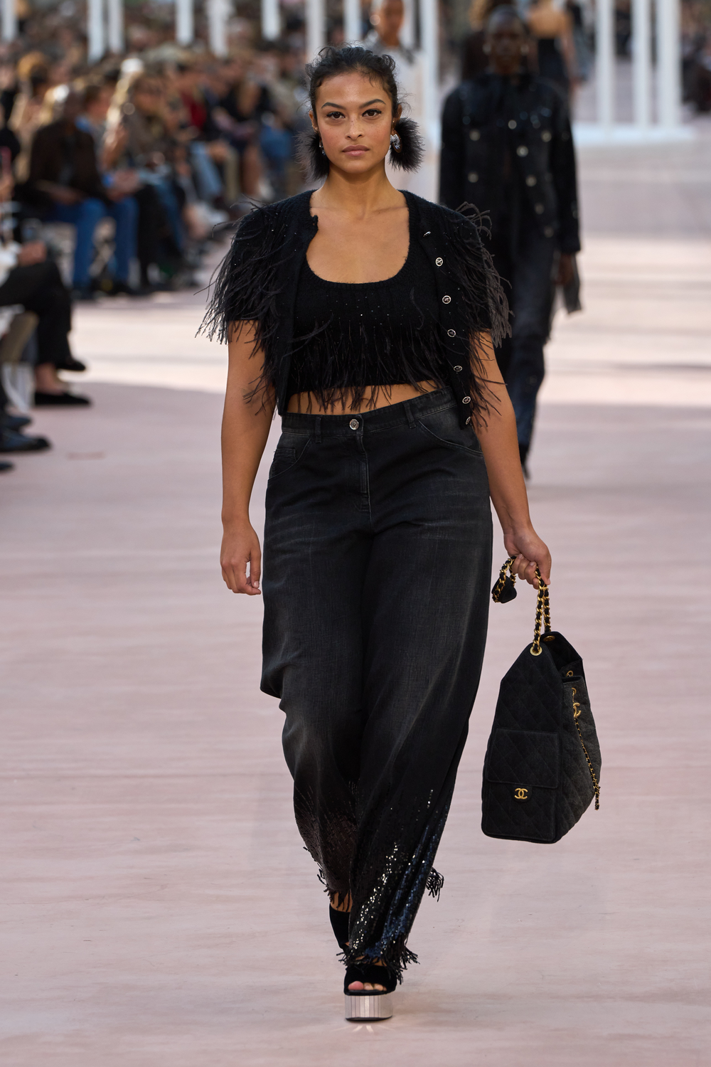 As cores que serão tendência na moda em 2025