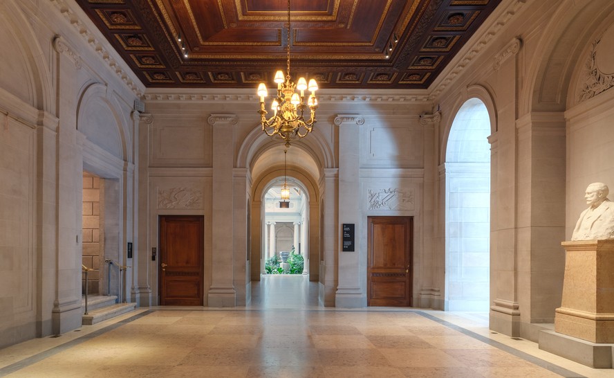 Frick Collection: reforma histórica atualiza um dos museus mais ...