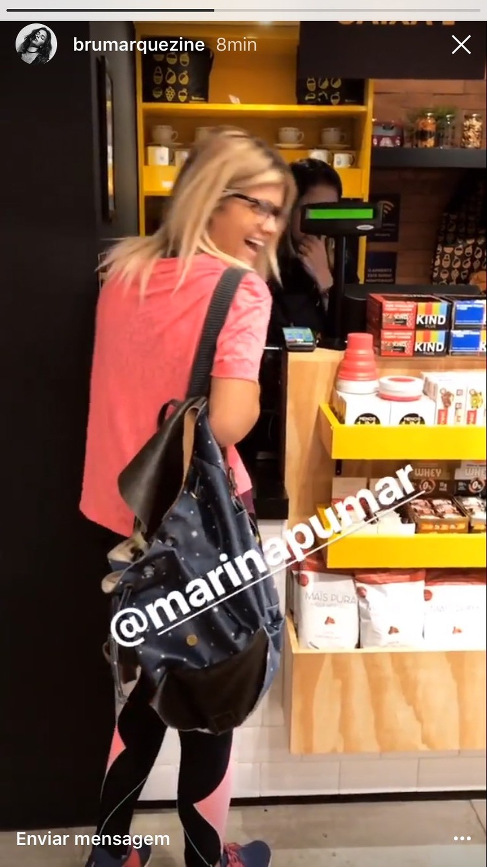 Bruna Marquezine e Marina Pumar se encontram no RJ