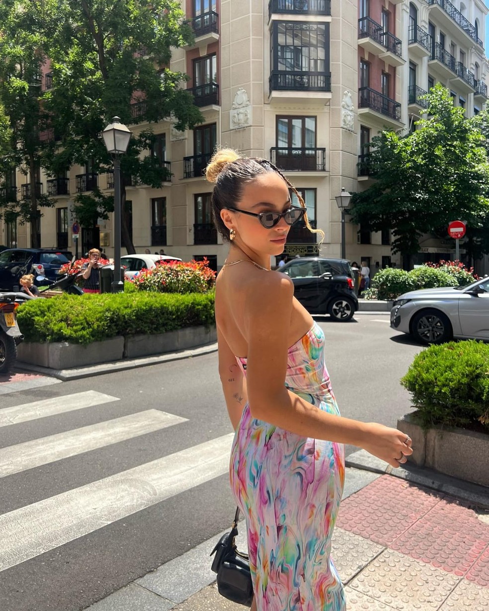 Julia Rodrigues exibe cliques encantadores em Madrid