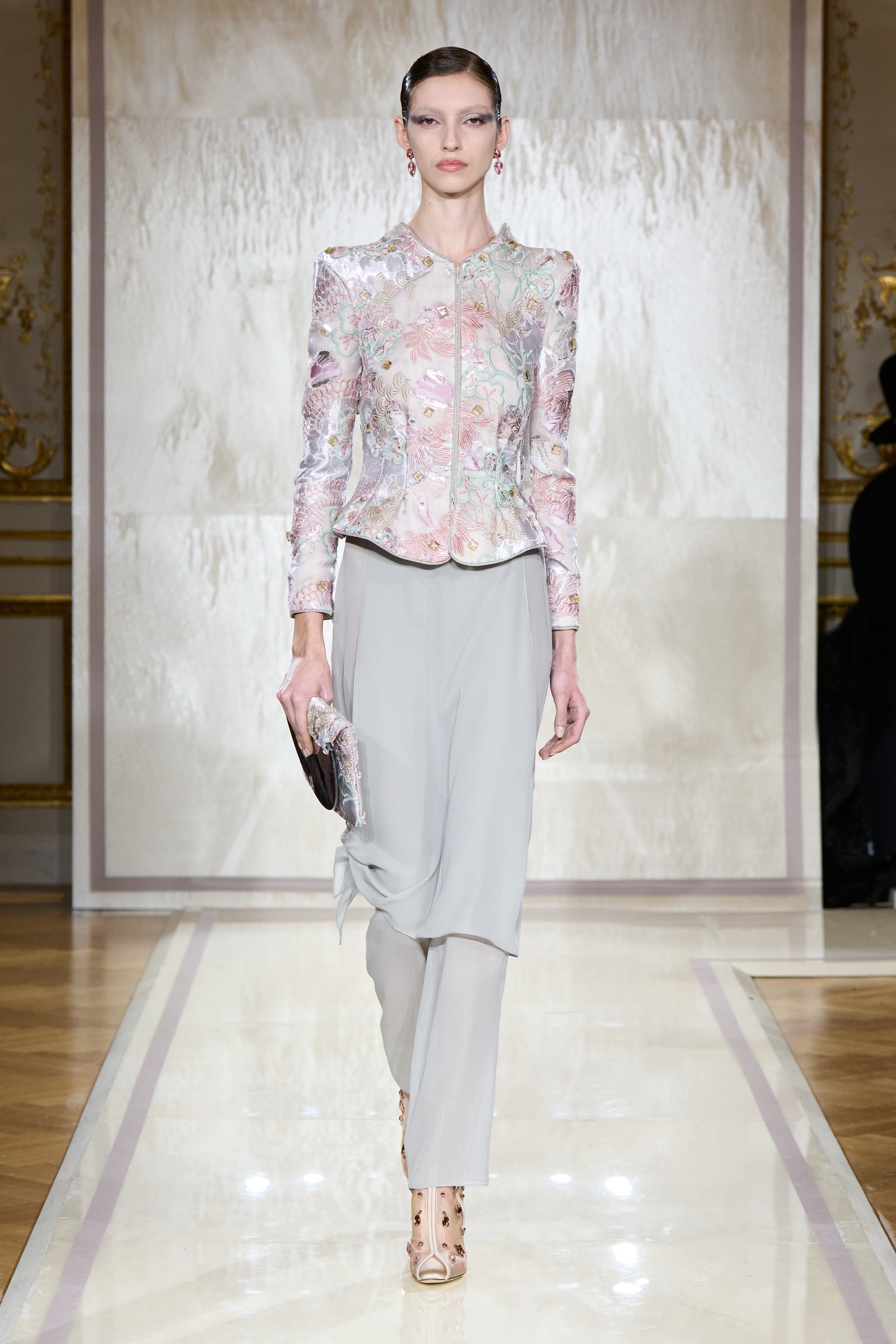 Armani Privé | Alta-costura | Verão 2025