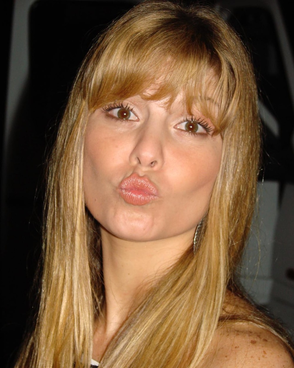 Bárbara Borges resgata cliques inéditos em dia de TBT