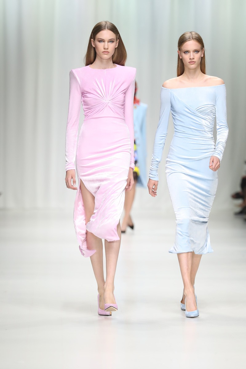 Tribute Collection: edição Limitada de camisetas Versace chega ao Brasil