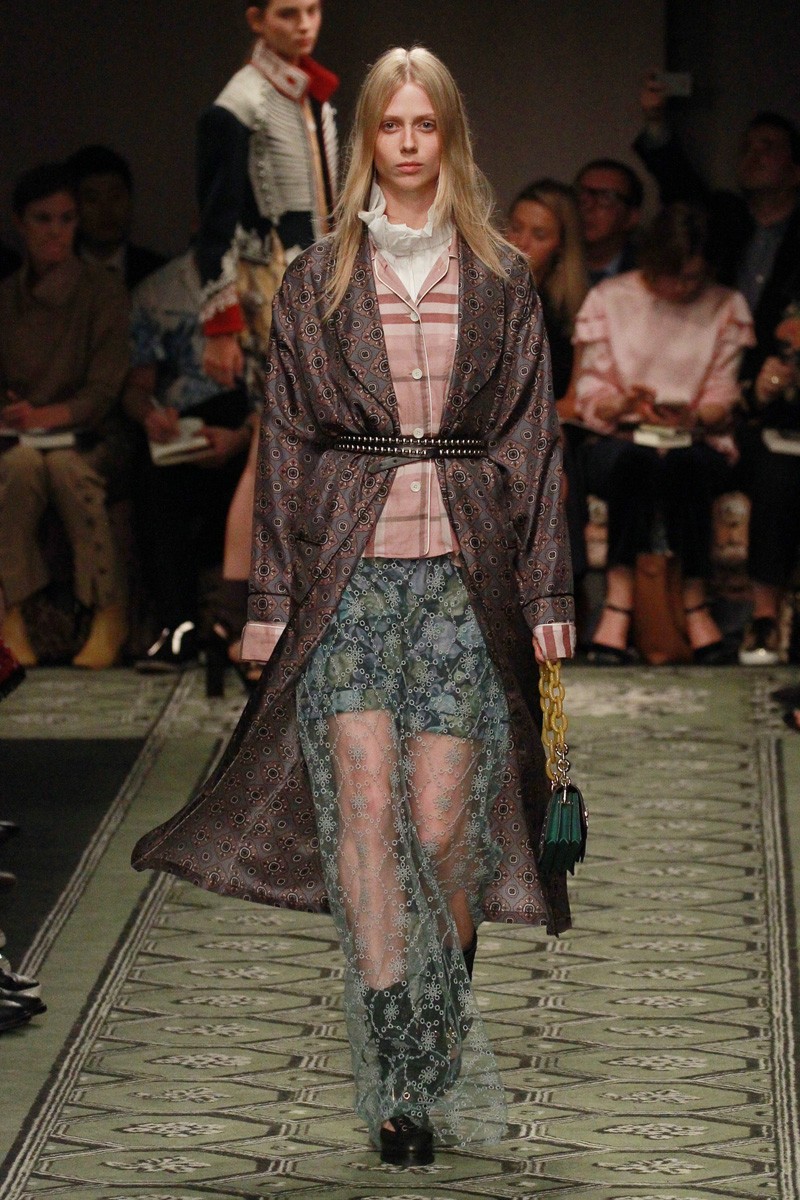 Burberry estreia no formato “see now, buy now”