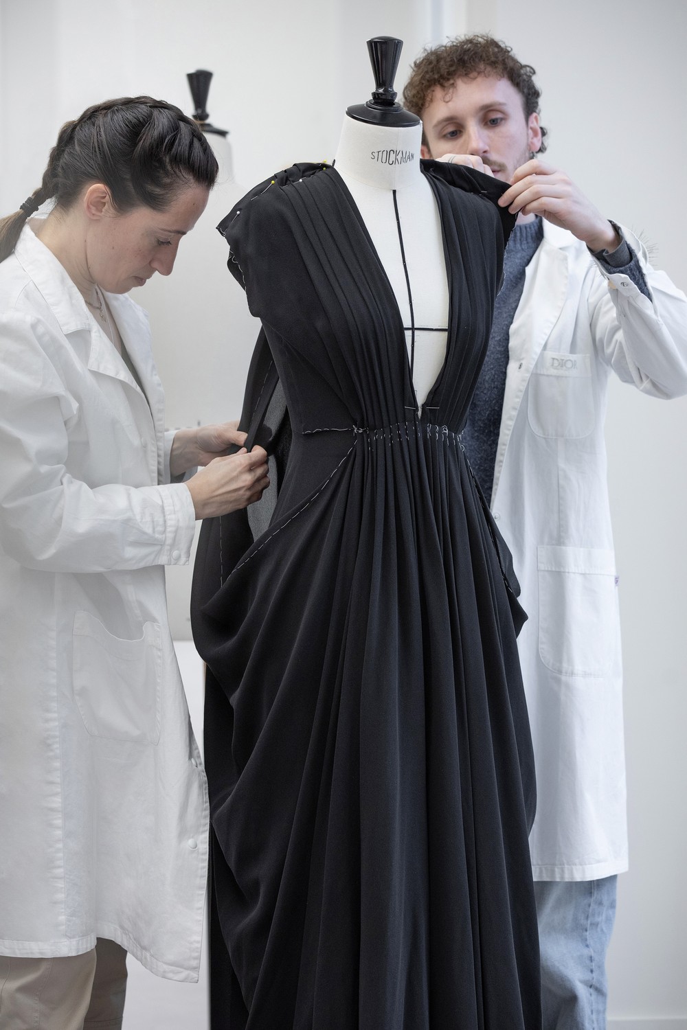 BAFTA 2025: confira todos os detalhes do vestido alta-costura de ...