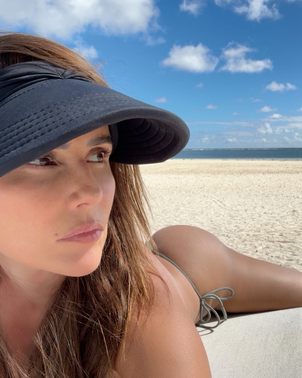 Deborah Secco abre álbum de viagem com a filha para as Ilhas Maurício: 'Que paraíso'