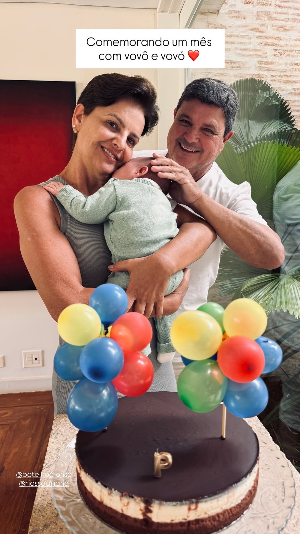 Mariana Rios celebra primeiro mêsversário do filho, Palo
