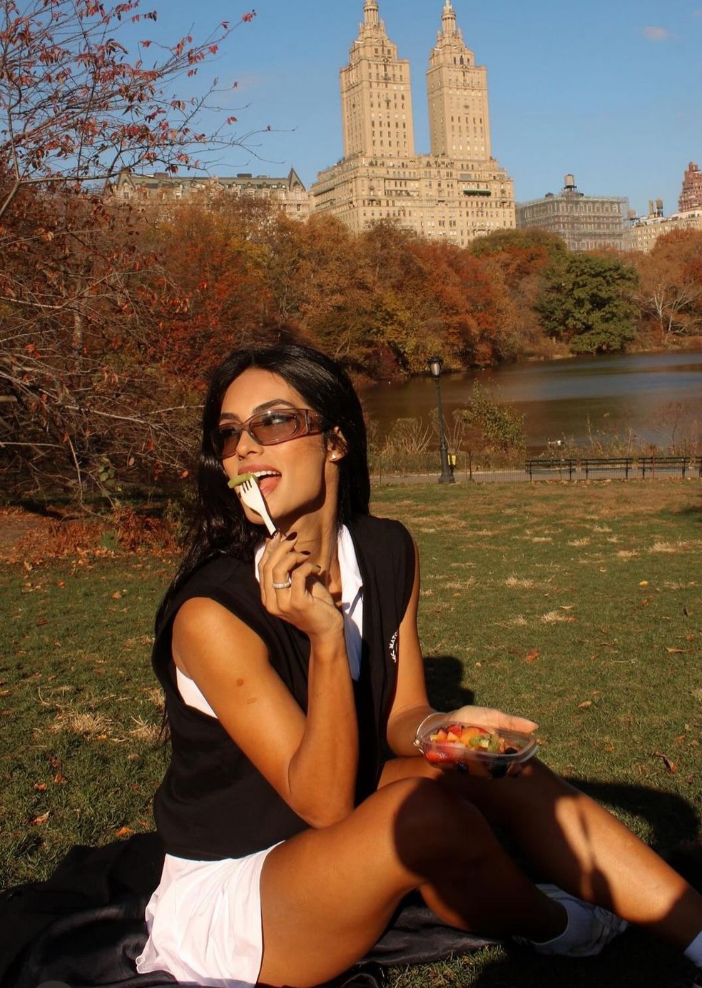 Carol Ramiro exibe novos registros de viagem à Nova York