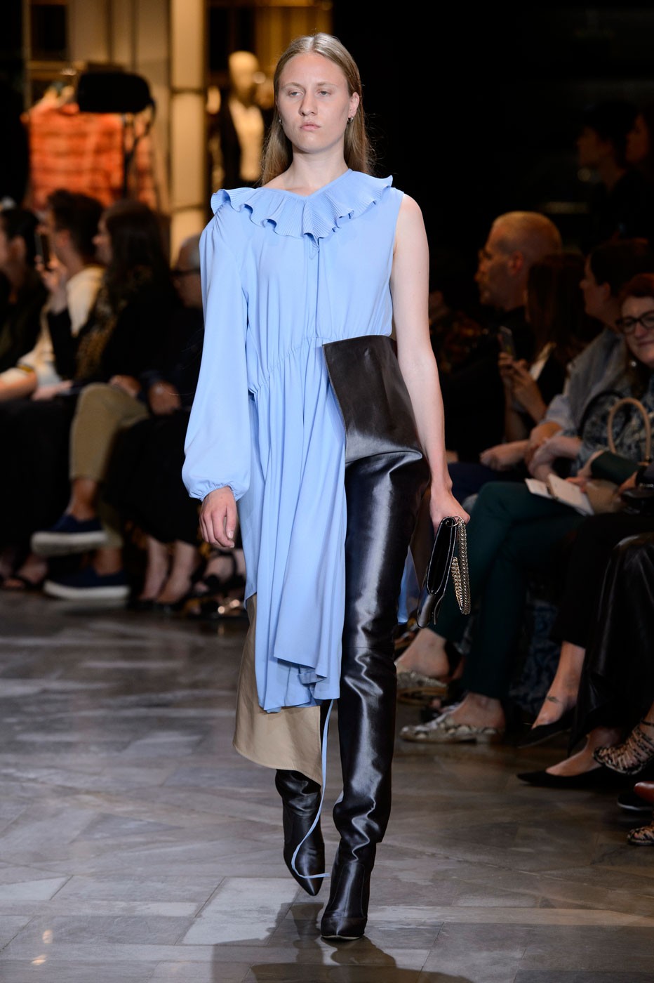 Vetements ocupa Galeries Lafayette com coleção repleta de parcerias