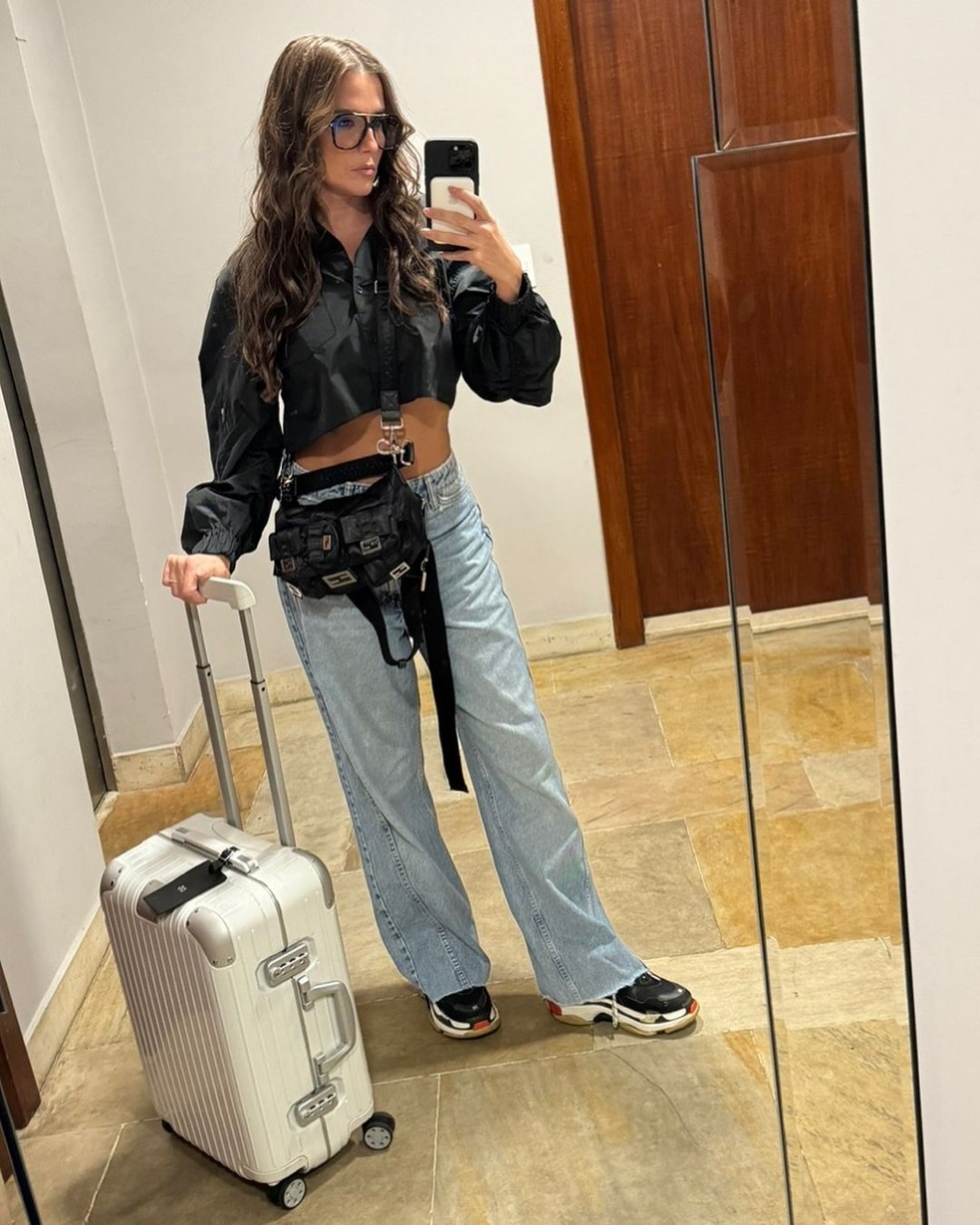 Deborah Secco abre álbum de fotos de junho após viagem para os Estados ...