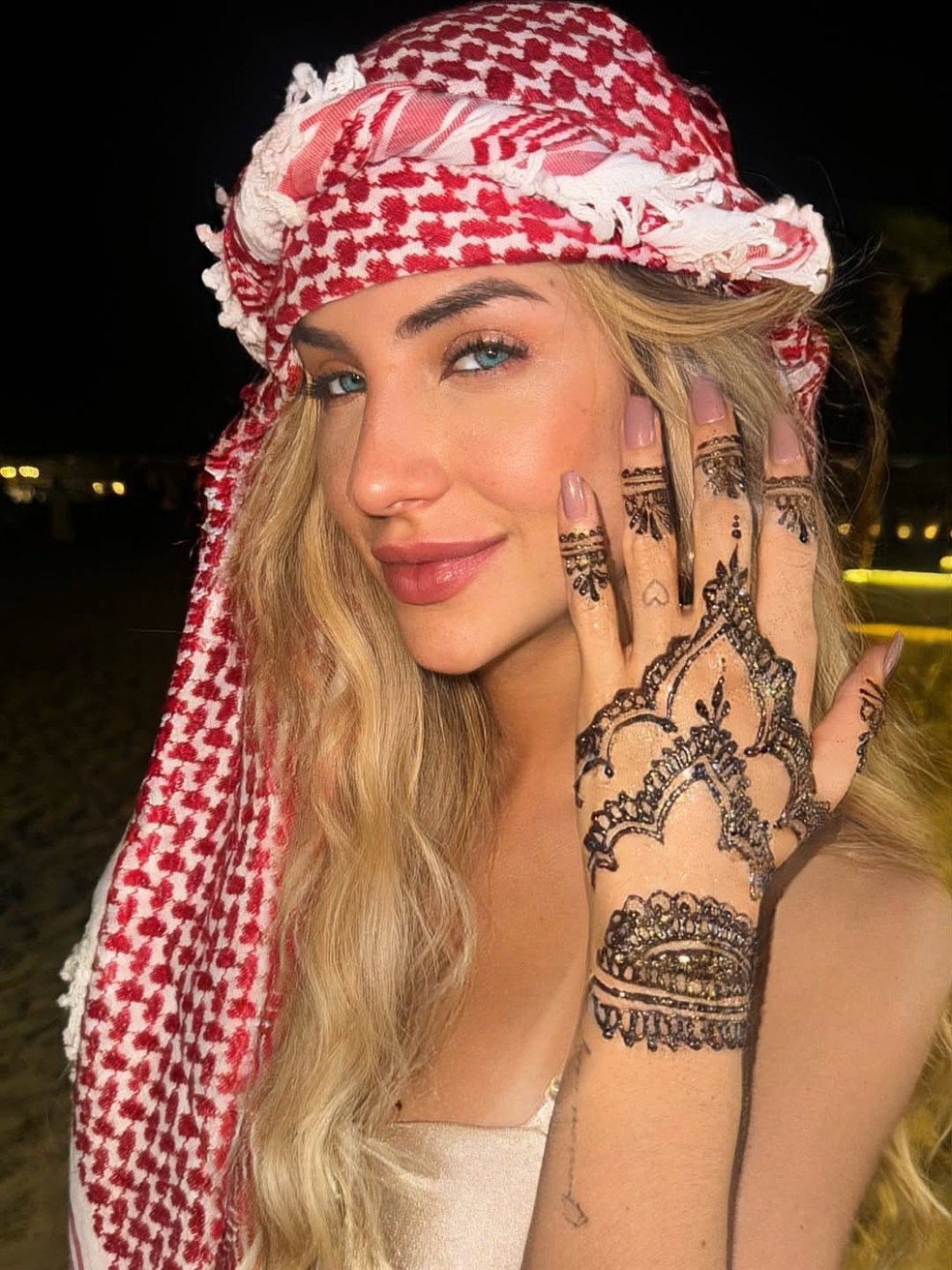 Gabi Martins exibe cliques em Dubai: ''Momentos inesquecíveis''