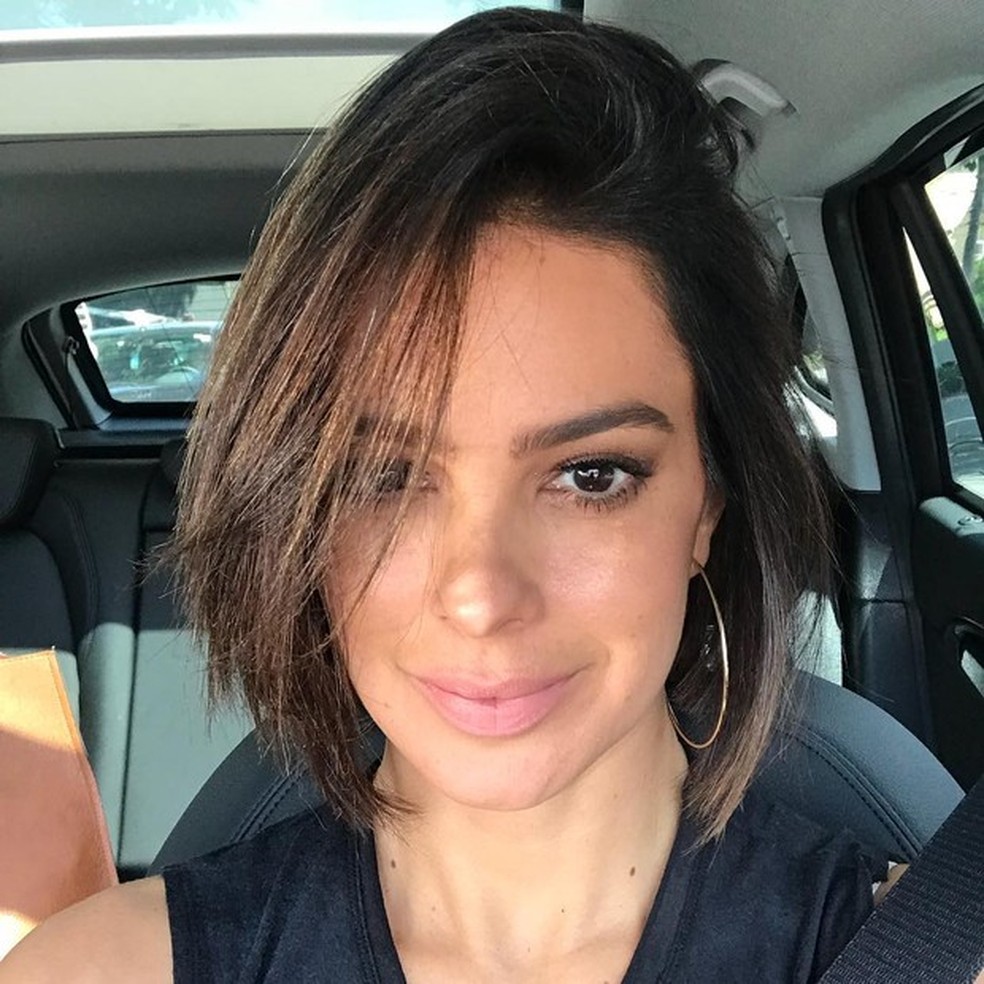 Vera Viel exibe novo look