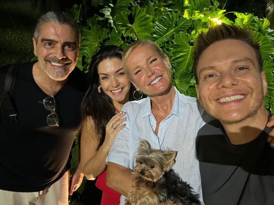 Junno Andrade e Xuxa registram encontro com Thais Fersoza e Michel Teló